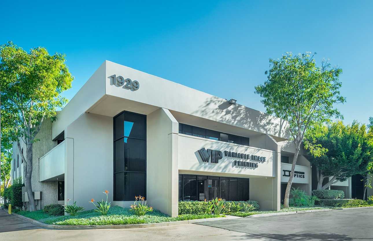 MacArthur/Main Business Center | Olen Properties