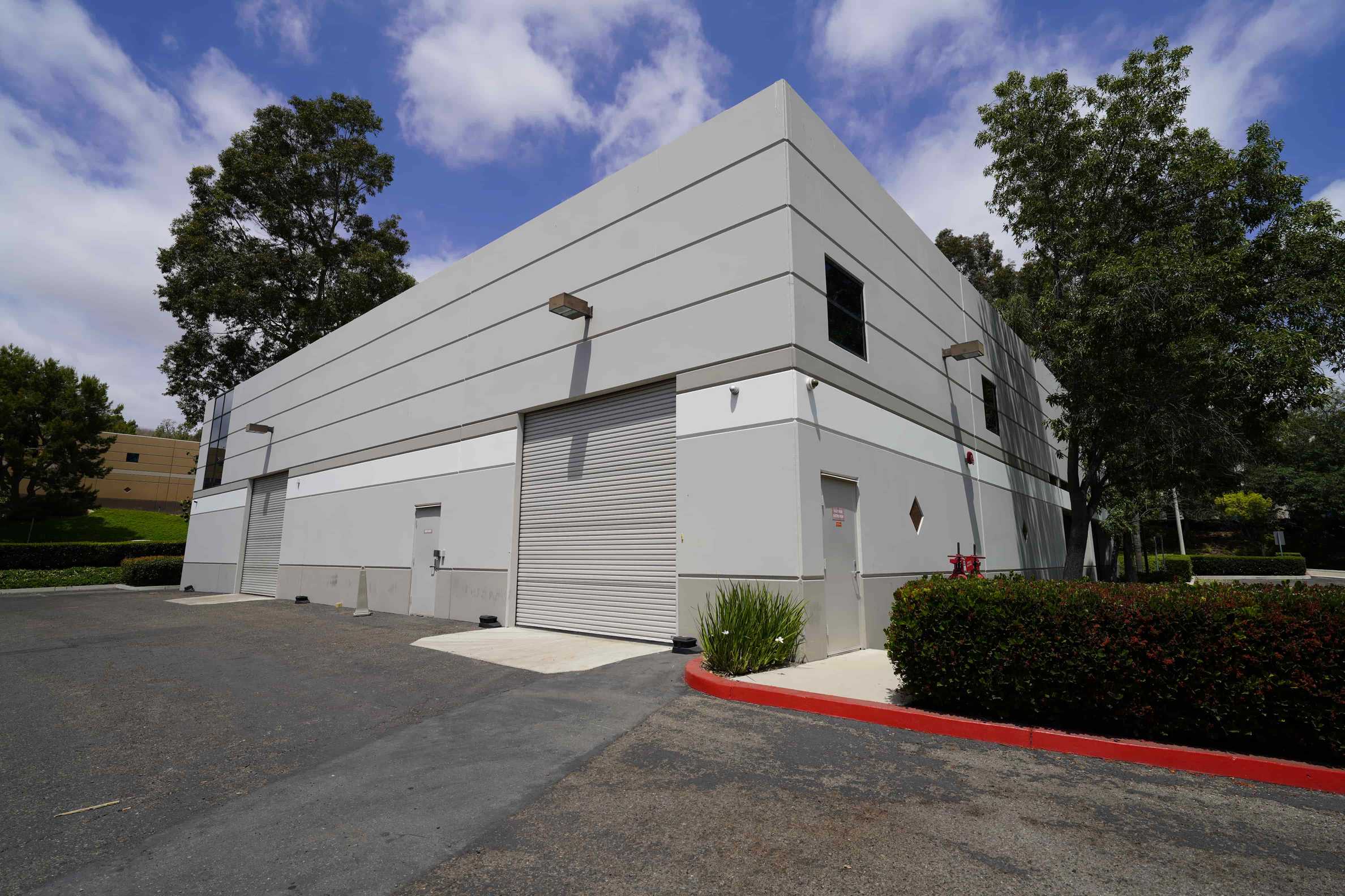 Spectrum Pointe Flex Park | Olen Properties