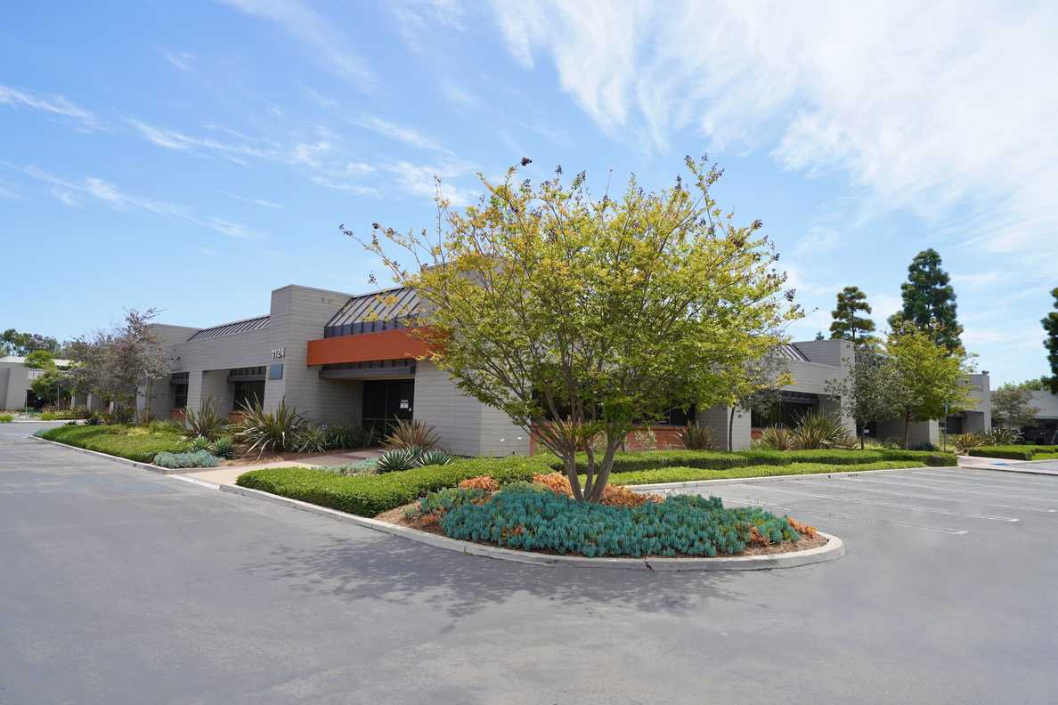 Main and Redhill Business Center | Olen Properties